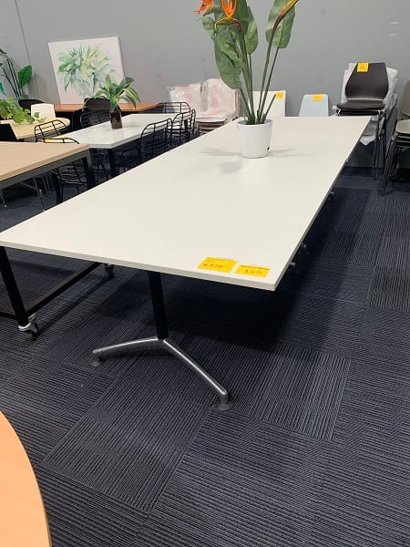 Second hand and New office furniture